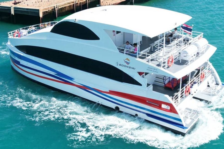 Hua Hin To Koh Tao (08:00 - 15:00) with Boonsiri High Speed Catamaran ...